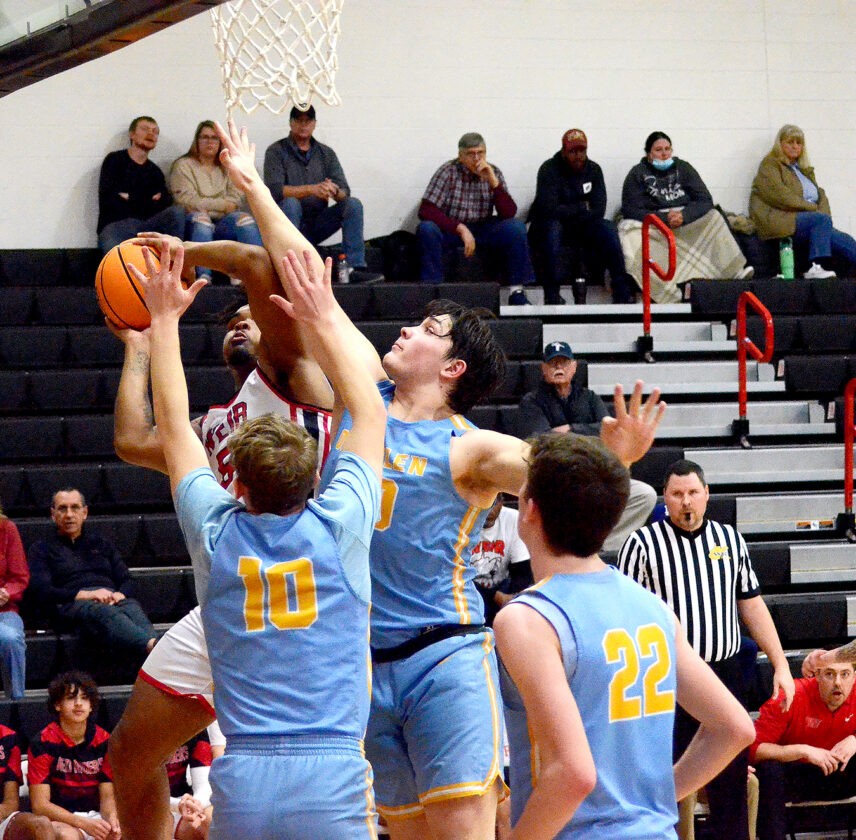 Red Riders pull away from Oak Glen | News, Sports, Jobs - Weirton Daily ...